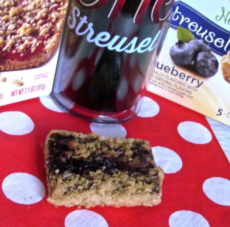 Fiber One Streusel Bars for on the go Fiber - Staying Close To Home